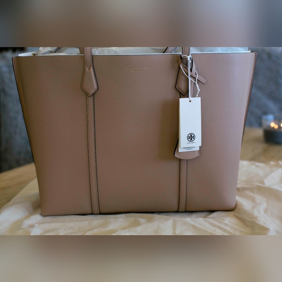 Tory Burch | Bags | Tory Burch Perry Triplecompartment Tote Devon Sand ...